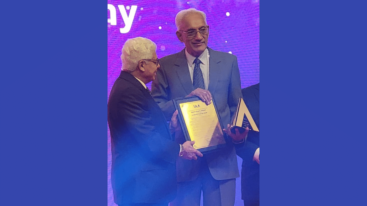 Srinivasan Swamy Receives Iaa Globals Highest Recognitioniaa Golden Compass Award