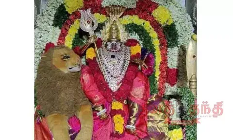 அம்மனுக்கு அலங்காரம்