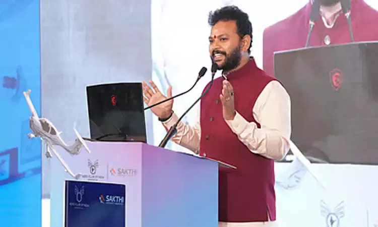 இந்தியாவில் அடுத்த 20 ஆண்டுகளில் 30,000 விமானிகள் தேவை - மத்திய மந்திரி ...