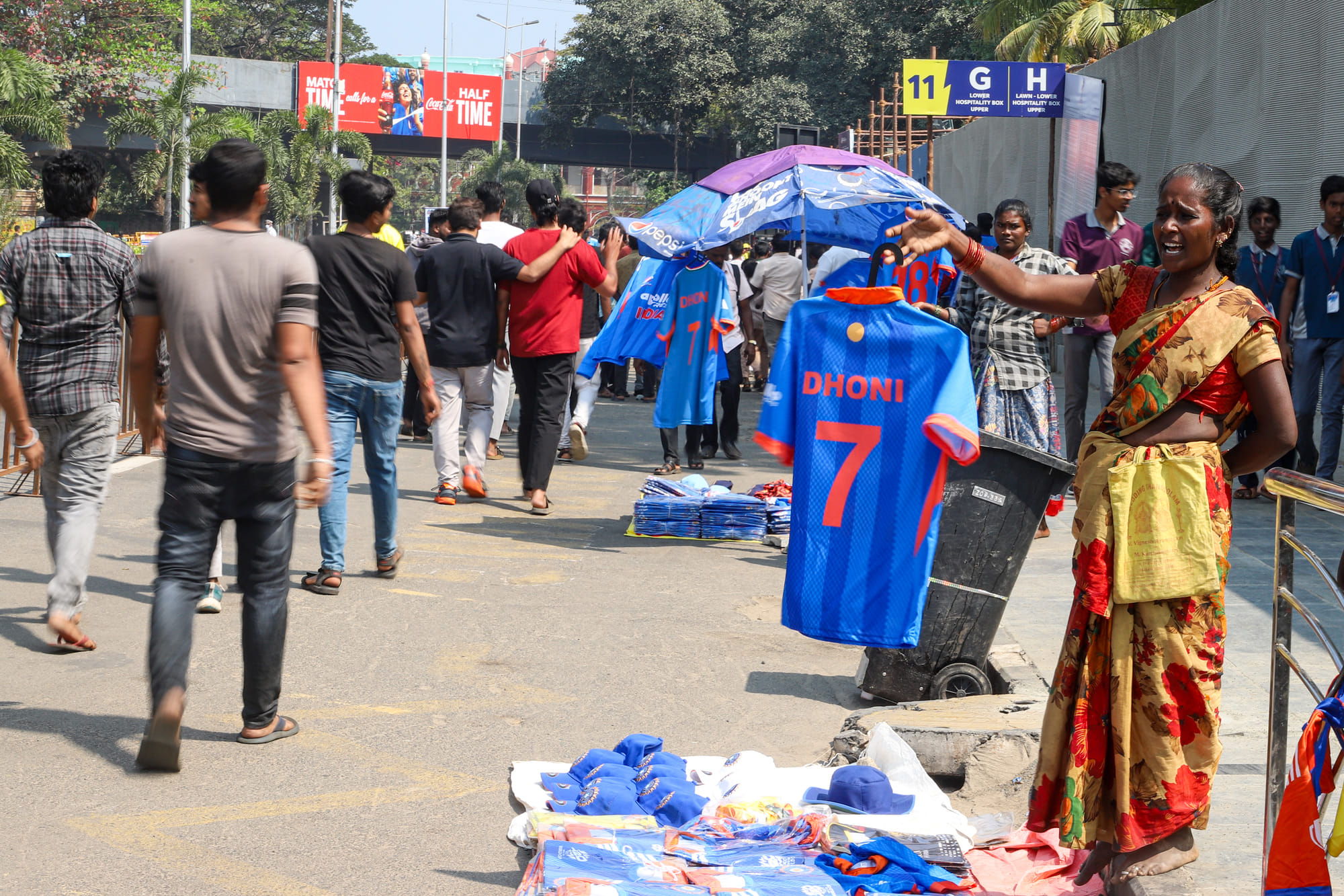 Cricket nomads: Jersey sellers on the move when game is at play