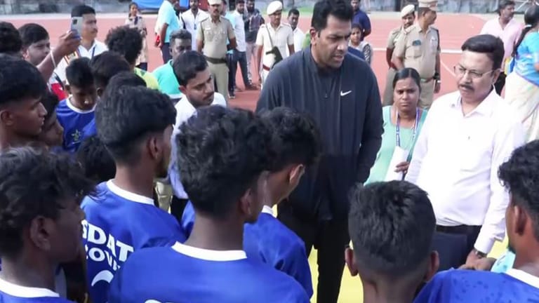 TN: Sports Minister Arjuna reviews facilities at Coimbatore's Nehru ...
