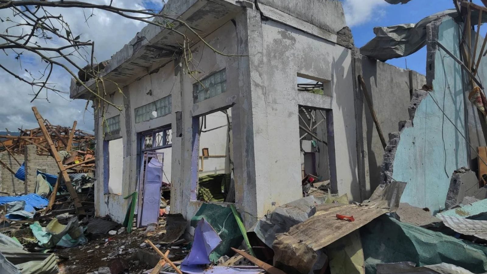 Rescuers dig for bodies after massive mining explosives blast in ...