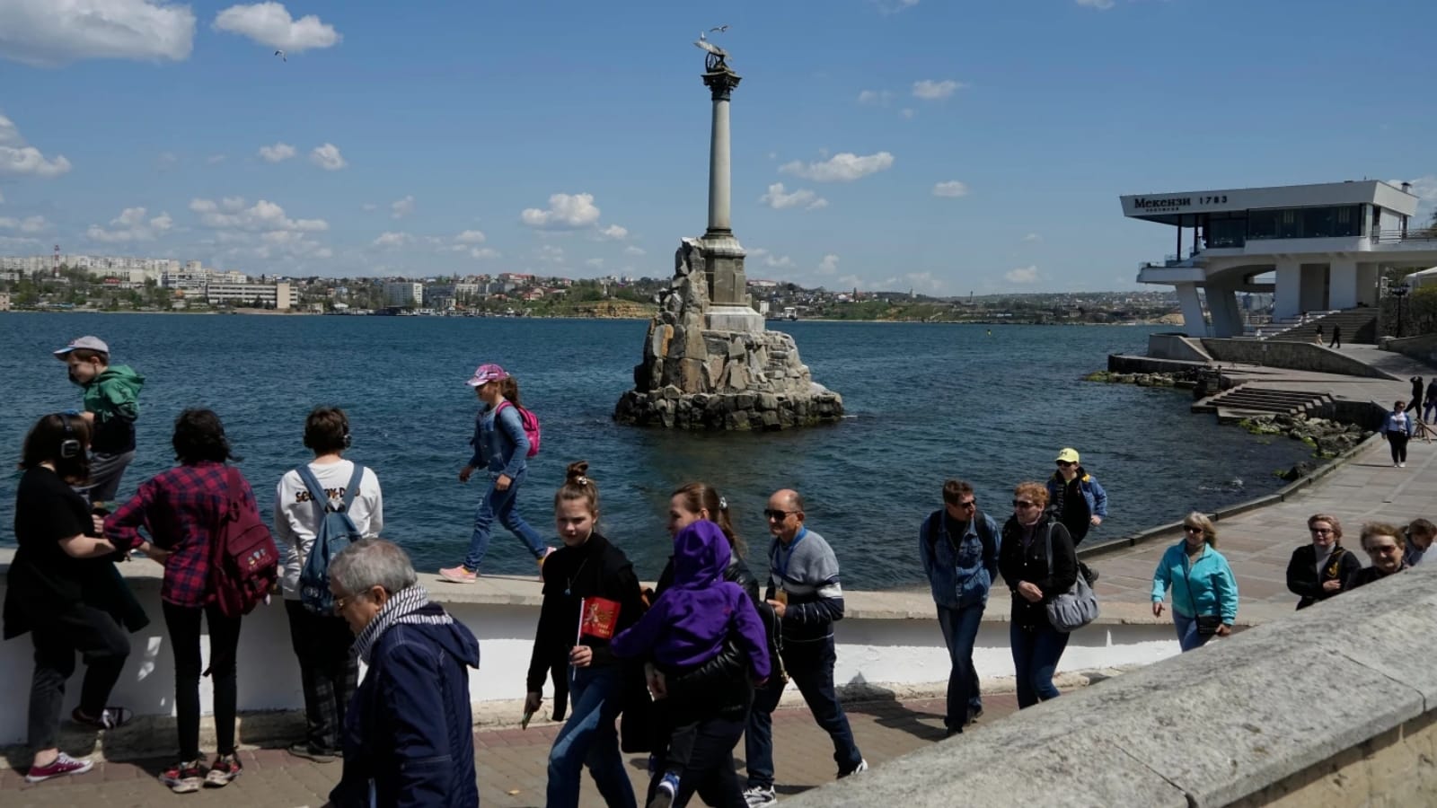 Ukraine hits fuel supplies to Crimea, sparking fuel crisis on Russian ...