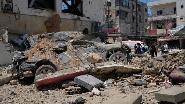Lebanese army withdraws from southern village after Israeli troops ...