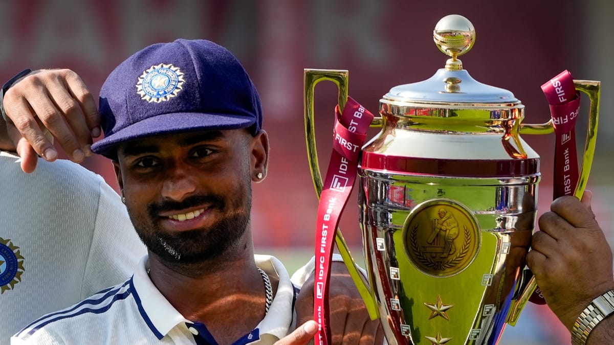 Suthar strikes twice on Warwickshire debut in County Championship