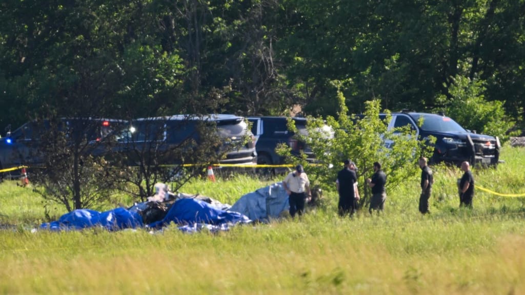 Plane carrying passengers hoping to skydive crashes in Missouri, killing 12