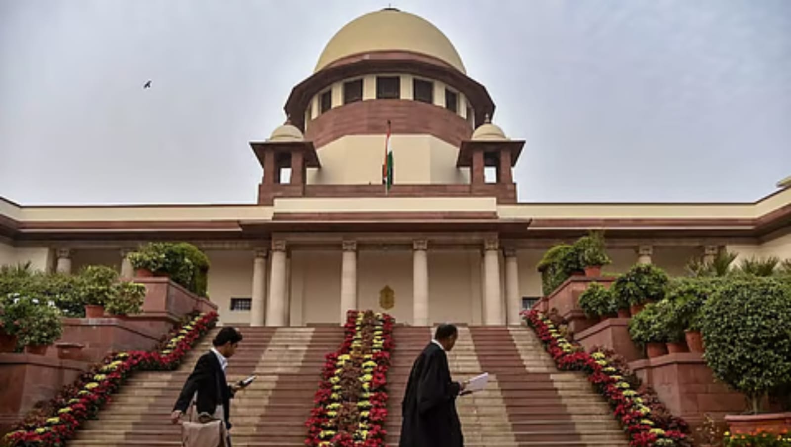 SC seeks Centre, BCI responses on plea for national digital registry of ...