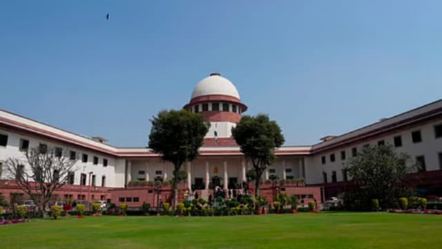 SC dismisses plea seeking probe into May 13 trust vote in Tamil Nadu ...