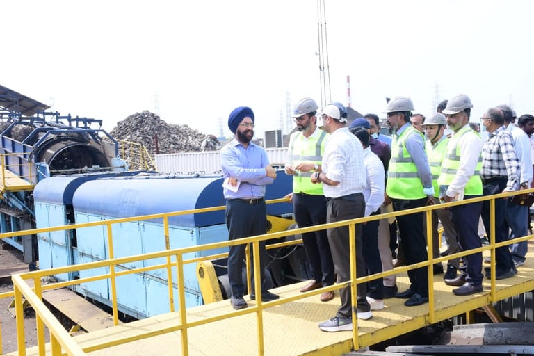 Bedi reviews key civic projects, sets October deadline for Ganesapuram ROB