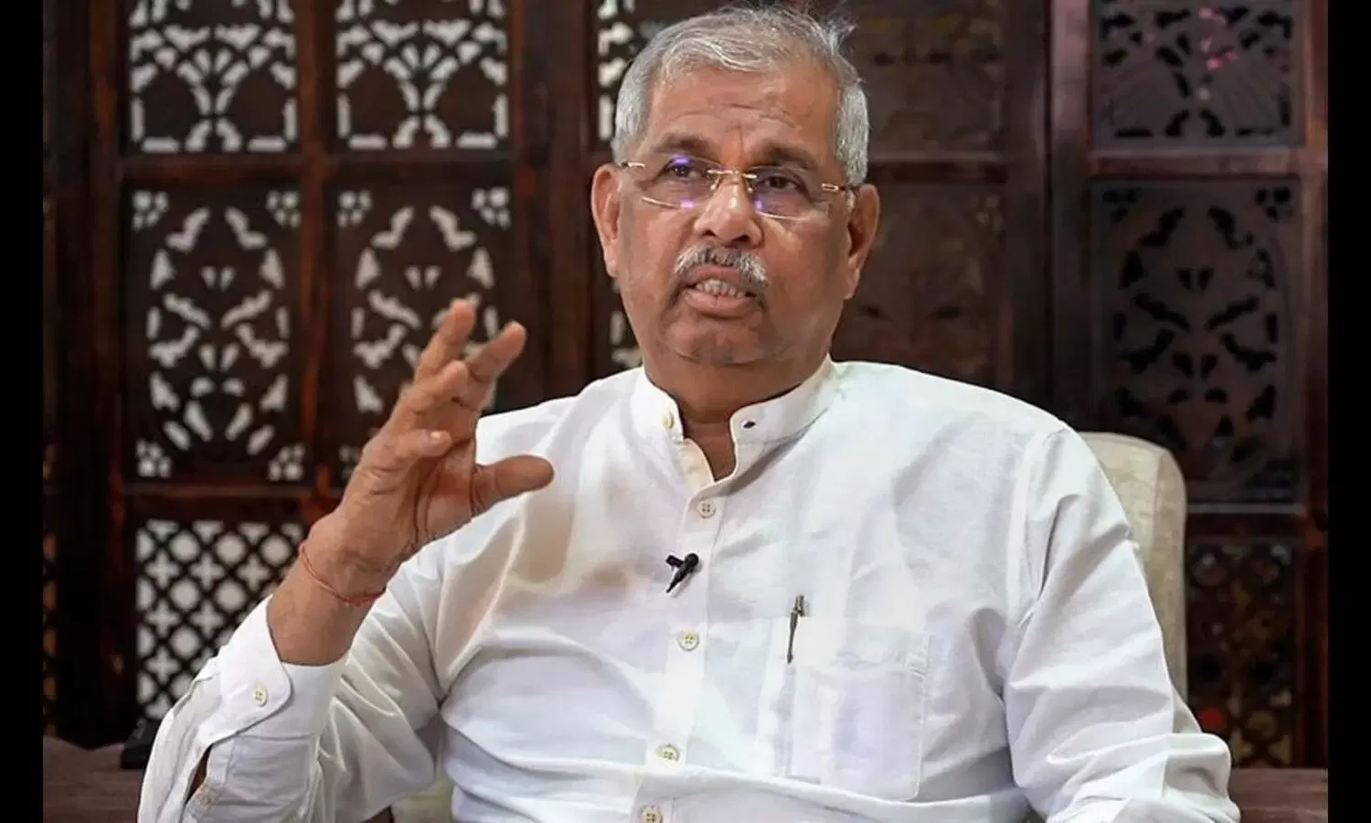 TVK joins chorus against saffron-clad Thiruvalluvar portrait, says poet ...