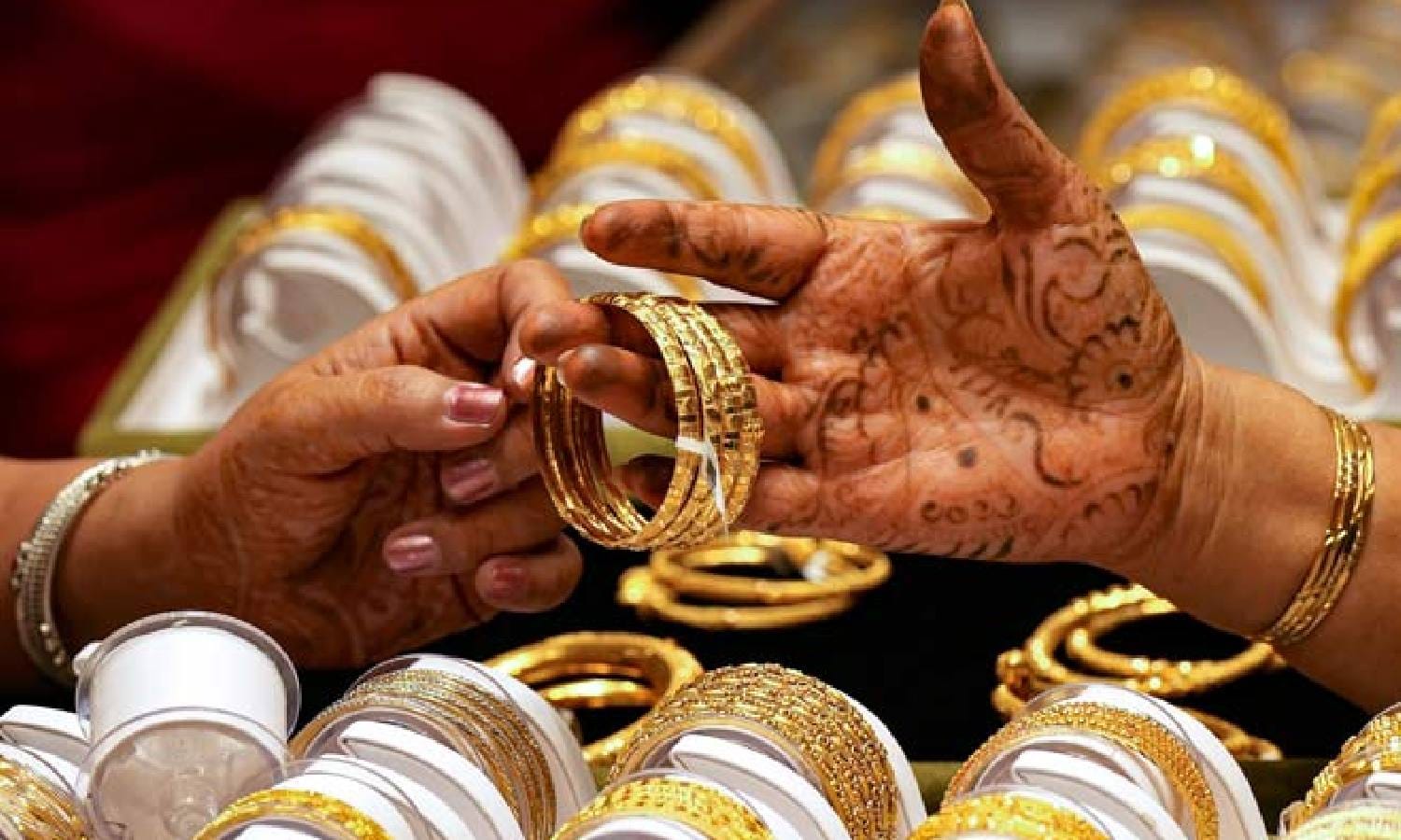 Gold price in Chennai records sharp fall on May 14, 2025