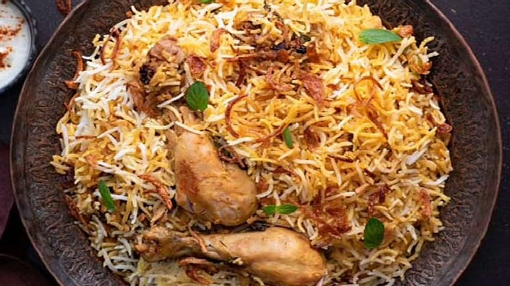 Dosa-Biryani 'dosti': Indian, Pakistani students bond over food