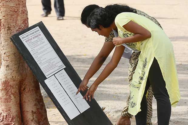 Kochi police dash to photo studio, ensure NEET candidate makes it to ...