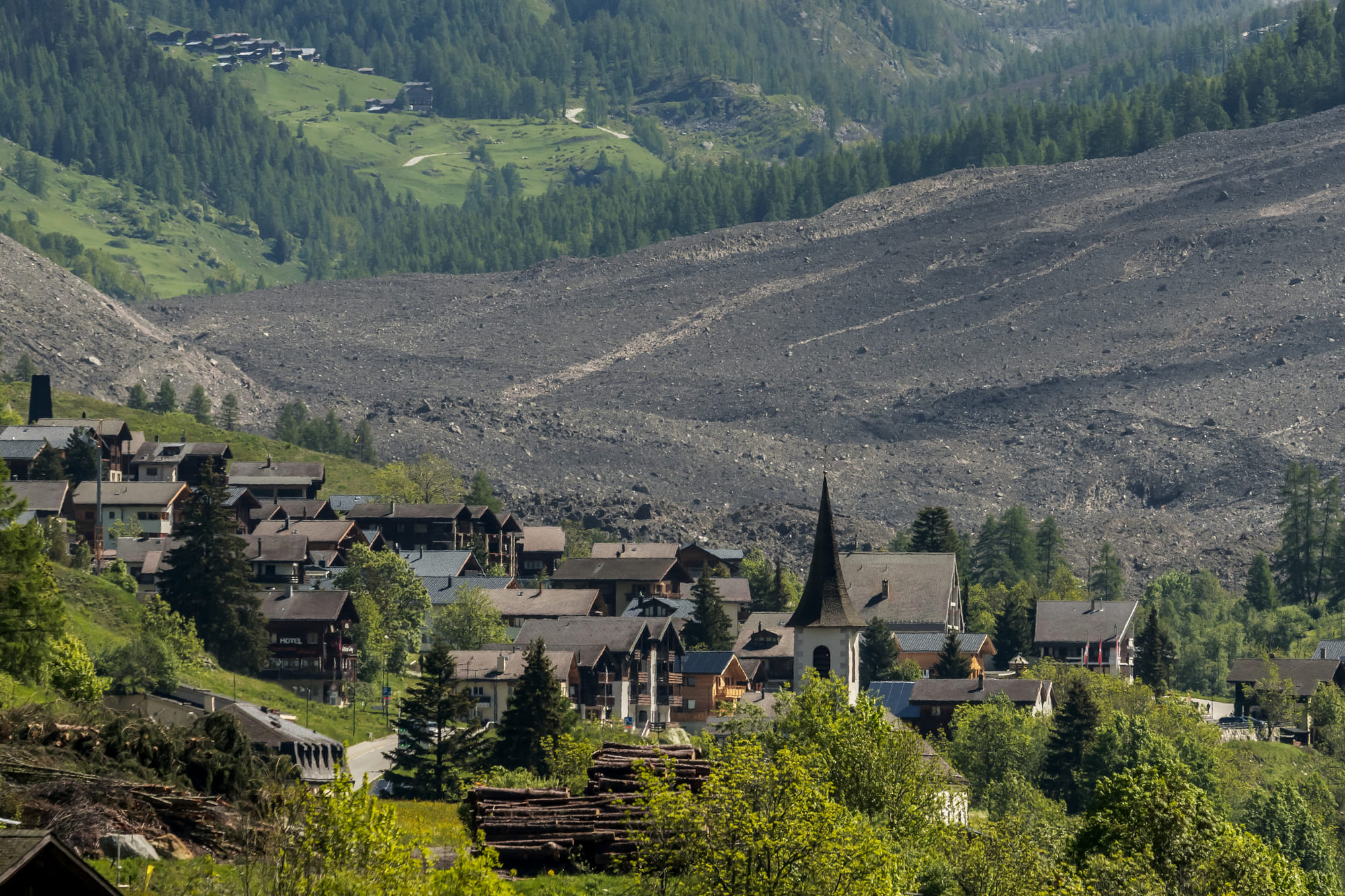 Switzerland monitoring for flood risk after huge glacier collapse