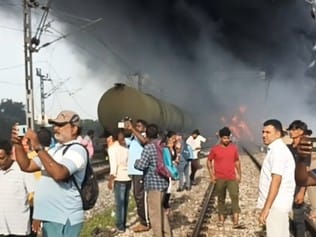 India: Diesel train fire near Tiruvallur disrupts rail services