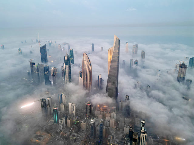 Kuwait Condemns Iranian Attacks on UAE, Calls for Regional Stability