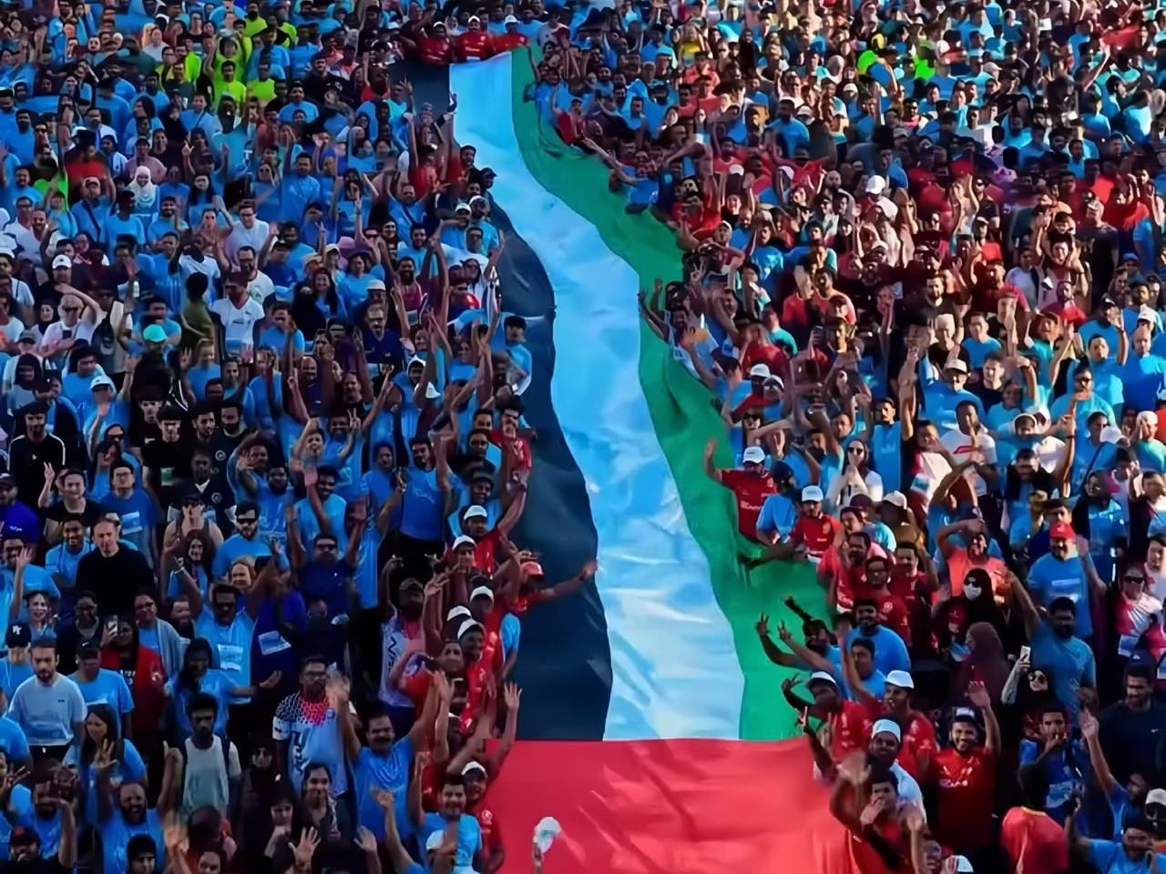 Indian expats behind giant UAE flag in Sheikh Hamdan's viral Dubai Run ...