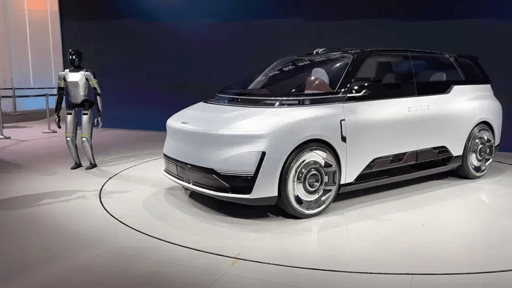 Geely at Auto Show: Robotaxis, AI hybrids, and a brand that means ...