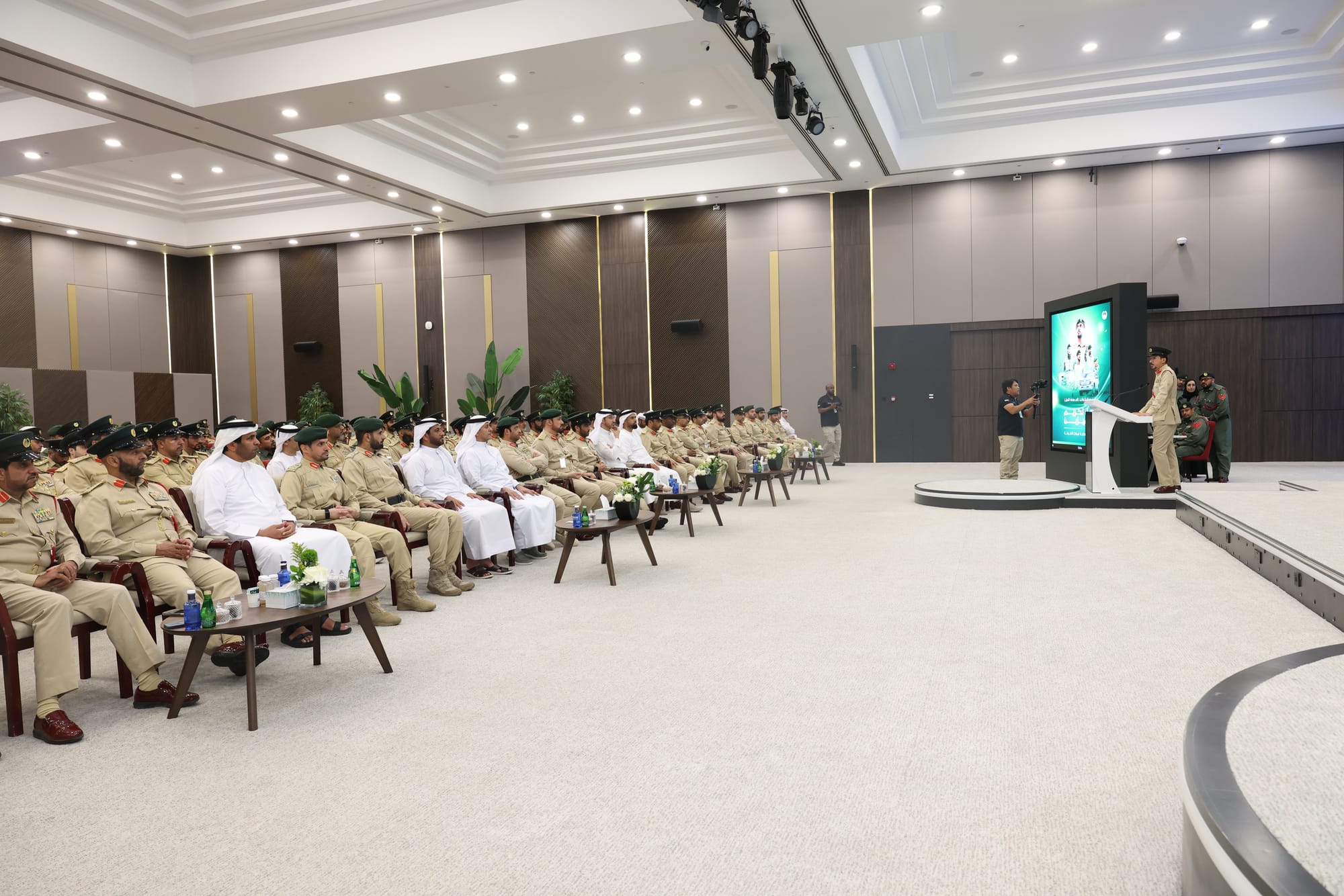 Dubai Police honours 1,921 employees for outstanding Q1 2026 ...