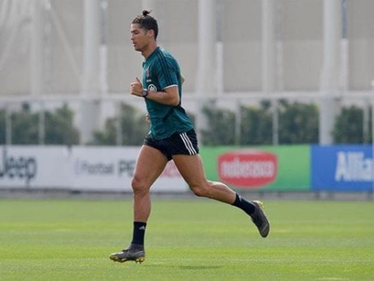 WATCH: Cristiano Ronaldo stuns Juventus by returning from COVID-19 ...