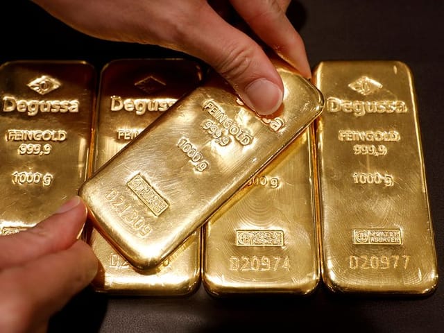 India's record gold import likely due to calculation error