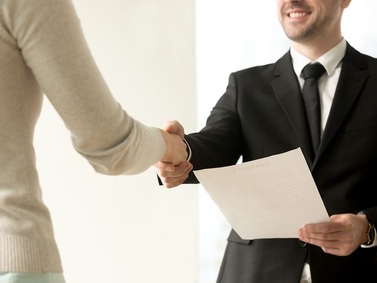How to verify a job offer in the UAE and avoid employment or visa scams