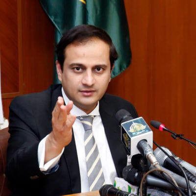 Pakistan: Murtaza Wahab elected as Karachi’s new mayor in hotly ...