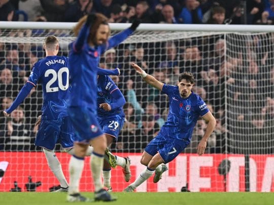 Neto rescues Chelsea draw as Arsenal title bid suffers fresh blow