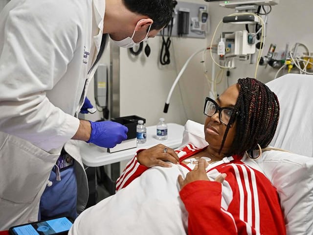 'Blessed': US woman sees second chance in life after pig kidney transplant